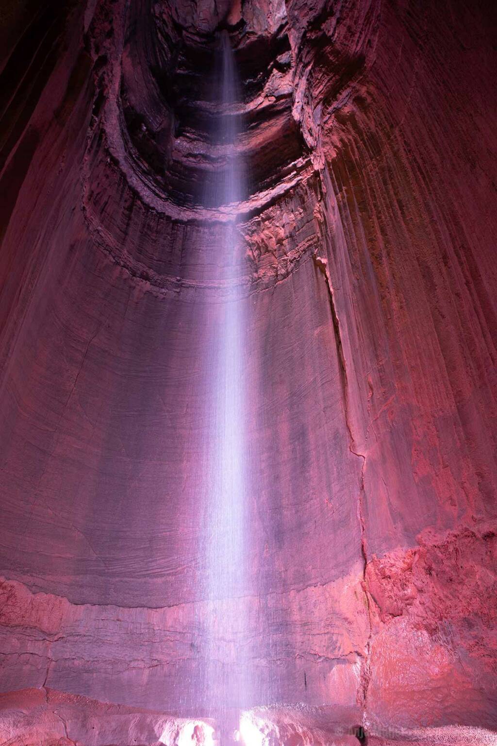 Wasserfälle in Tennessee: Diese grandiosen 6 solltest du besuchen.